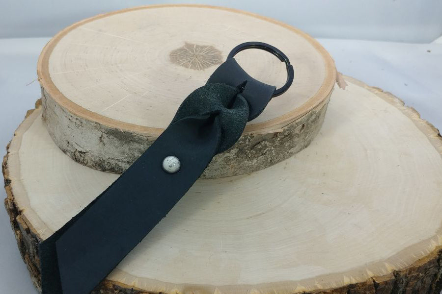 Bleed Knot Keychain – Grey Skyye Leather Co.